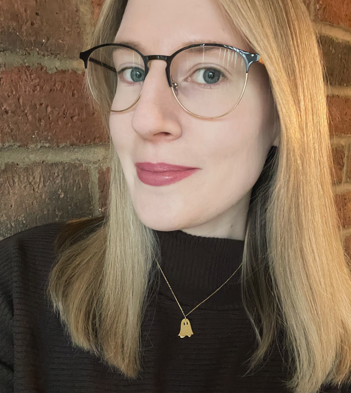 Meet The Author: Sara Tantlinger – Crone Girls Press